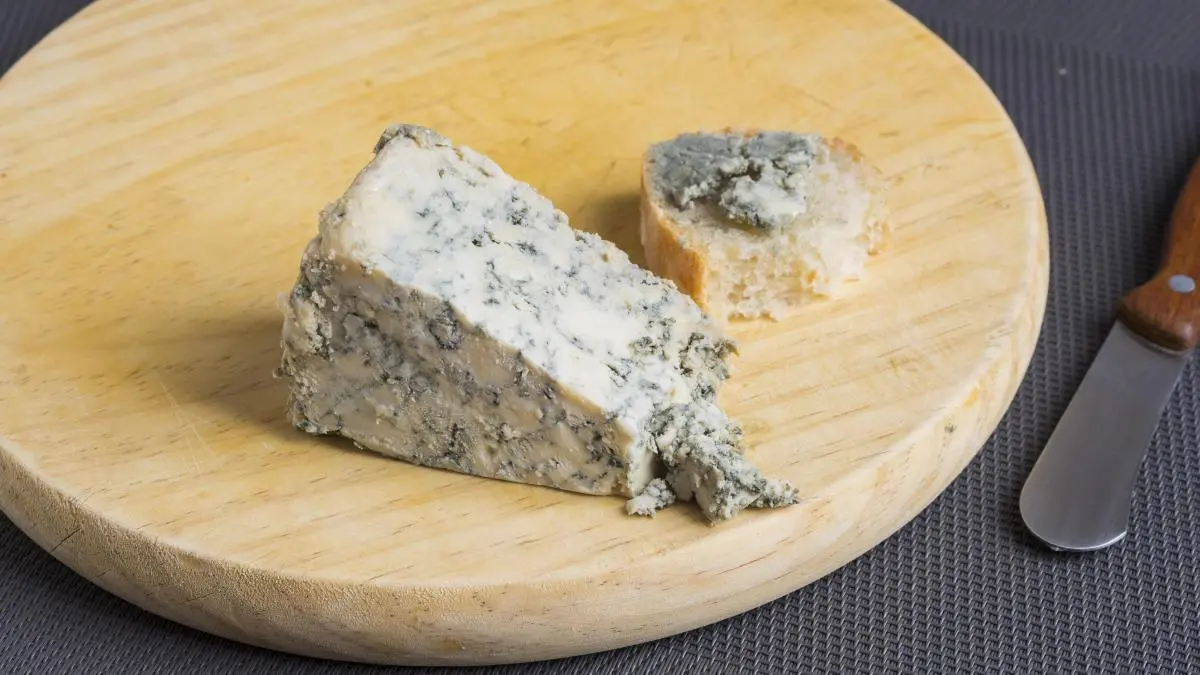 ¿es Seguro Comer Queso Con Moho? Consejos Y Precauciones | Queso ...